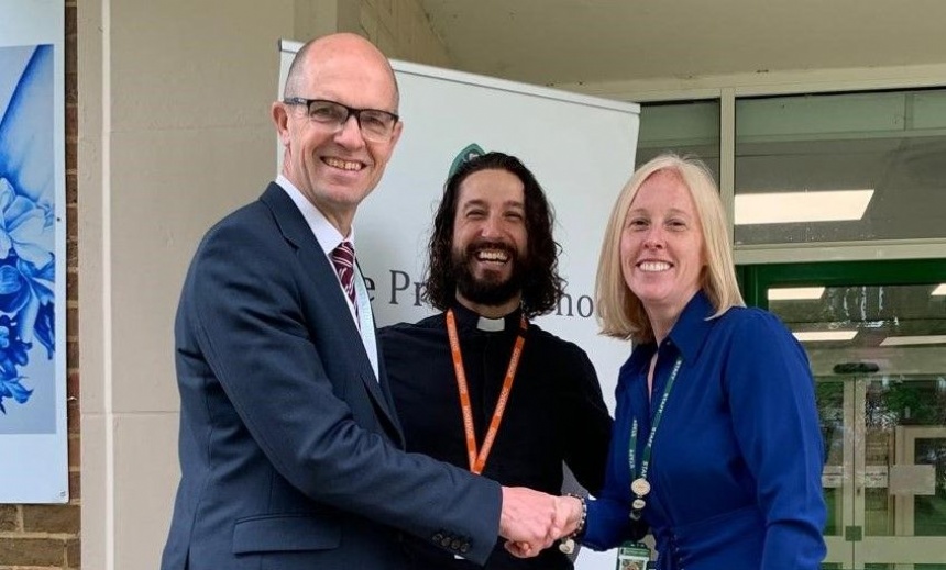 Enlighten Learning Trust - ELT Welcomes to The Priory CofE School, Dorking